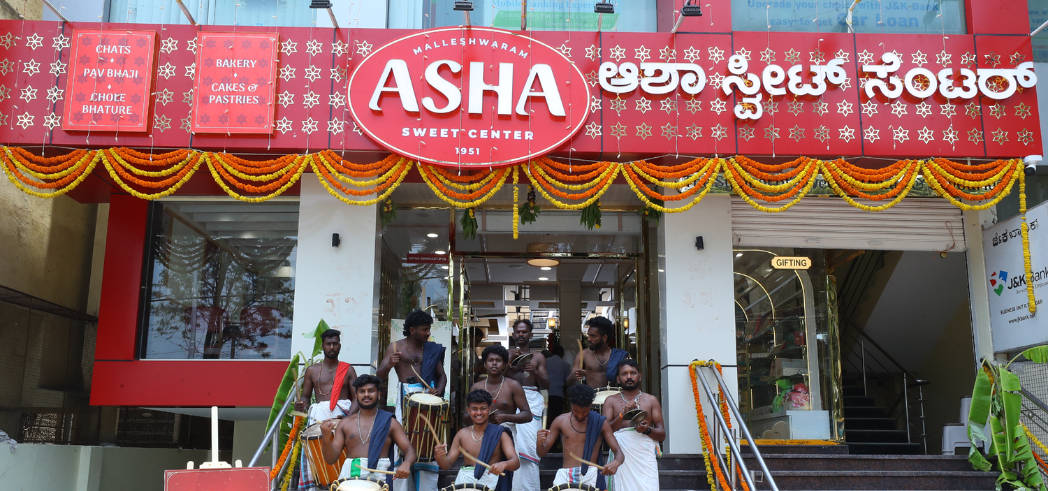 Sweet Delights: The Best Sweets to Try in India – Asha Sweet Center